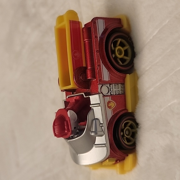 Paw Patrol | Toys | Paw Patrol Marshall Fire Engine Exclusive Car ...